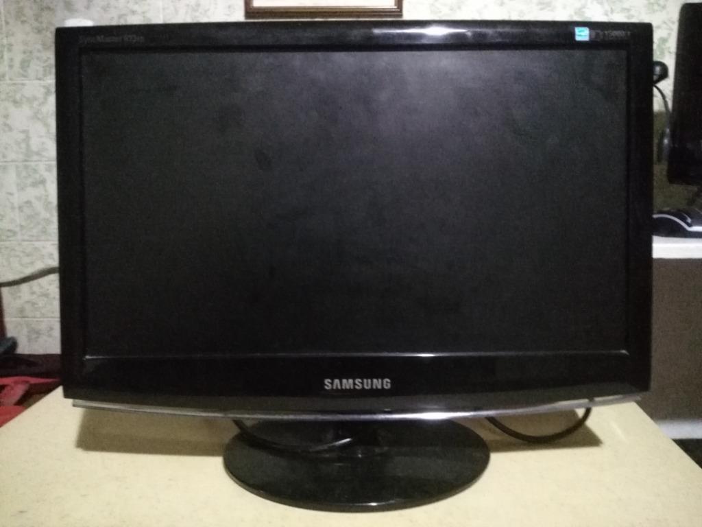 Samsung Monitor 19" VGA 720p, Computers & Tech, Parts & Accessories ...