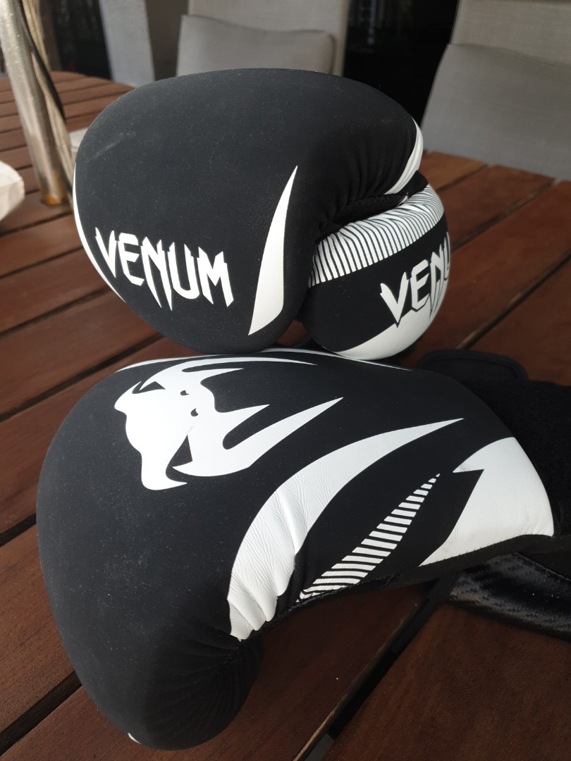 Venum 14oz Boxing Gloves. Prime Quality with thumb stitch., Sports ...