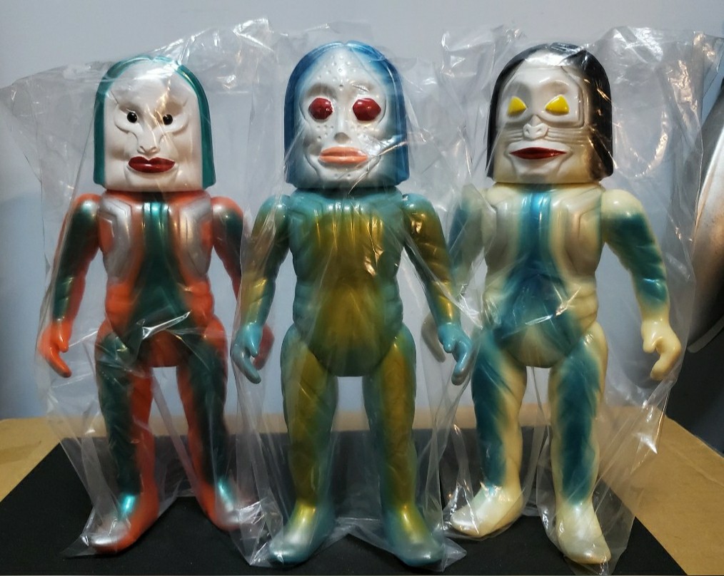 罕有 99%新 M1 號 懷舊搪膠 達達星人Set sofubi, 興趣及遊戲, 玩具 & 遊戲類 - Carousell