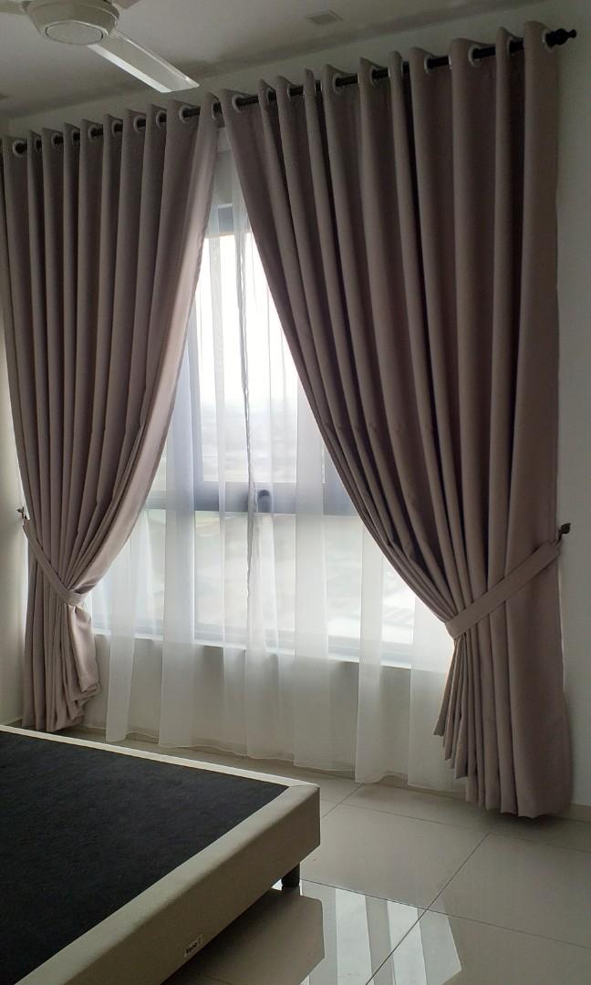 Curtal langsir dan blind, Furniture & Home Living, Home Decor, Curtains & Blinds on Carousell