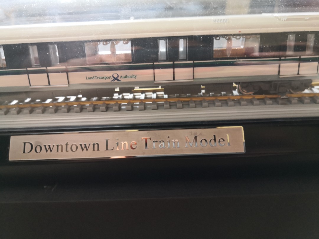 Downtown Line Train Model SBS Transit MRT Singapore, Hobbies & Toys ...
