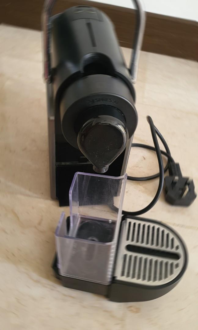 Nespresso Coffee Machine Pixie C60, TV & Home Appliances, Kitchen ...