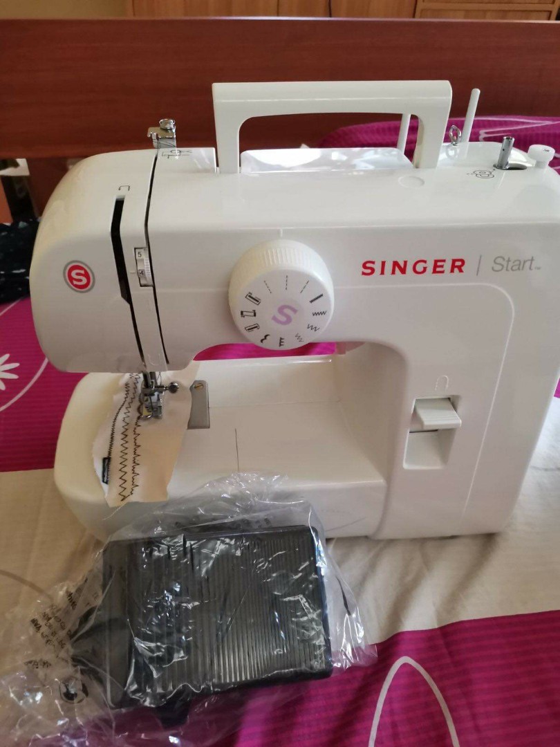 Singer sewing machine, TV & Home Appliances, Other Home Appliances on ...