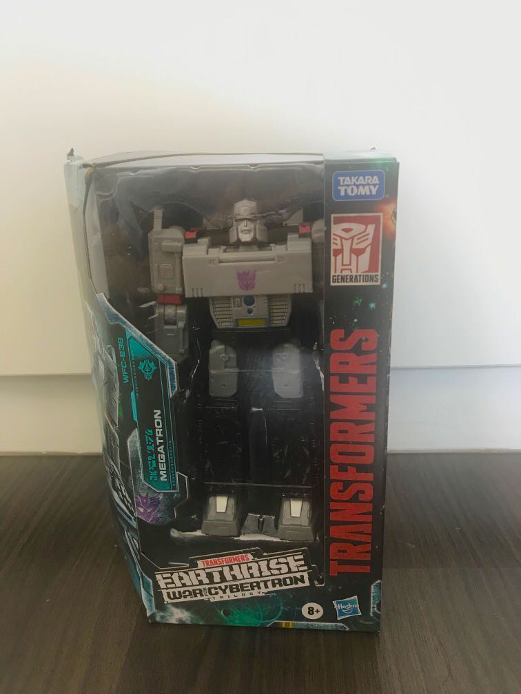 Transformers Megatron earth rise, Hobbies & Toys, Toys & Games on Carousell