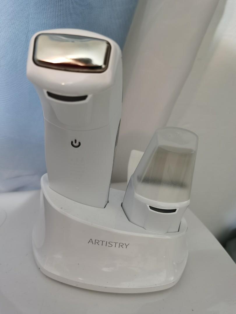 Amway Artistry Dermasonic device on Carousell