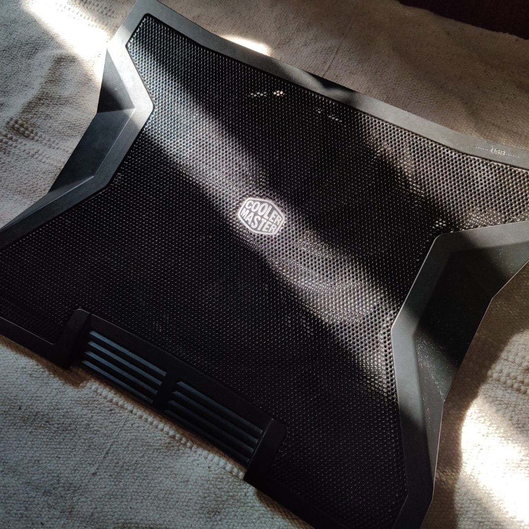 Cooler Master cooling pad, Computers & Tech, Parts & Accessories ...