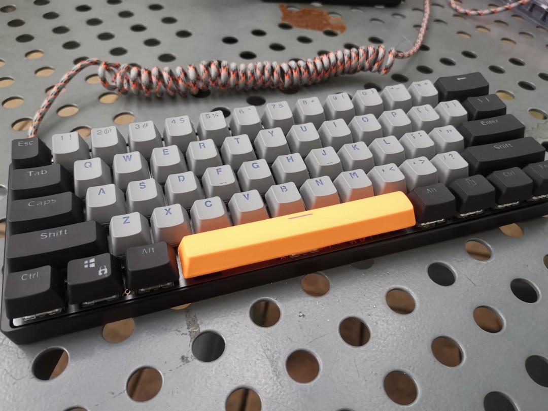 Custom mechanical Keyboard | 60% | Tealios v2 | GMK stabs | Lubed ...