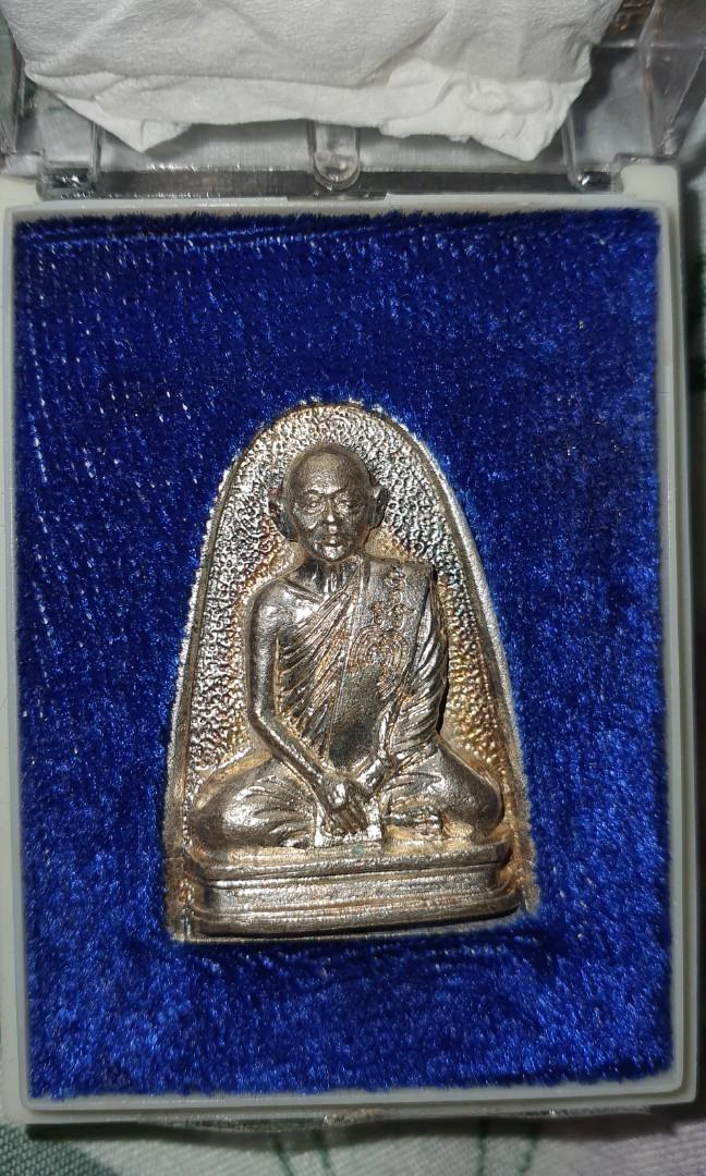 Lp pae silver loop meung with temple box, Hobbies & Toys, Memorabilia ...