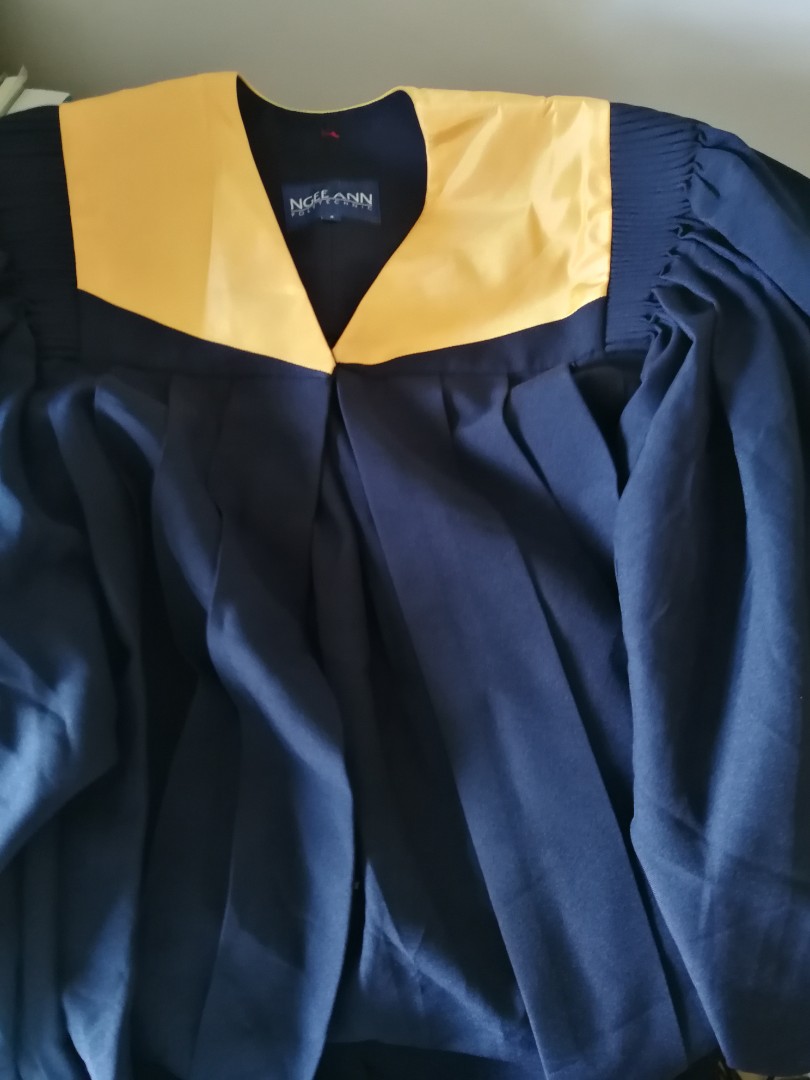 Ngee Ann Poly graduation gown, Women's Fashion, New Undergarments ...