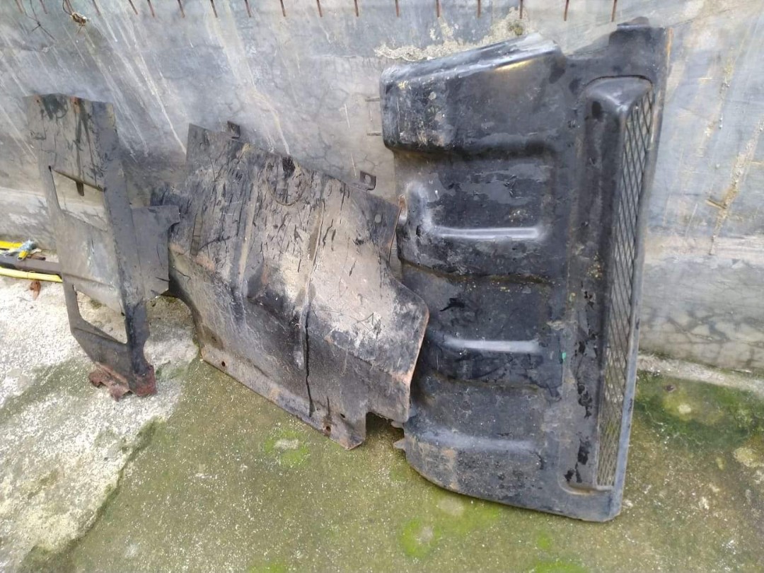 Pajero box type skid plate, Car Parts & Accessories, Body Parts and ...