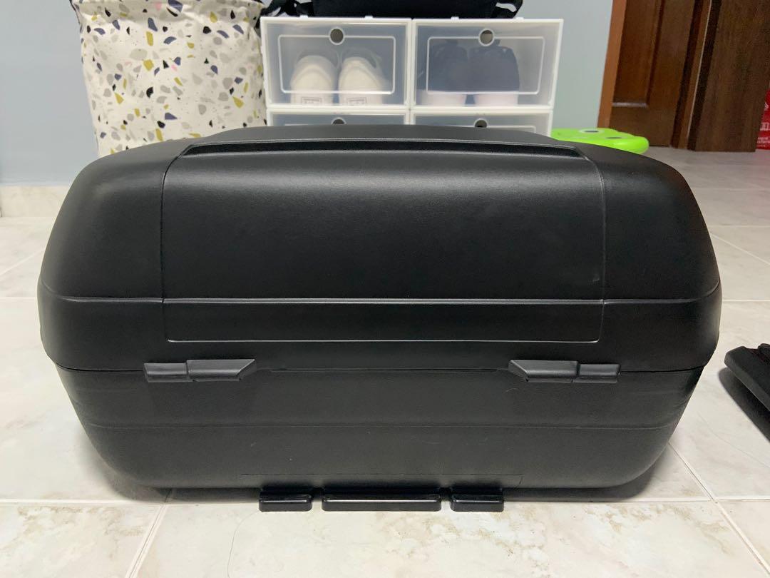 SHAD SH42 Box w baseplate, Motorcycles, Motorcycle Accessories on Carousell