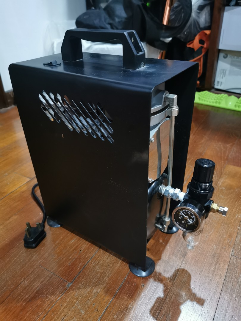 Taiwan hobby air compressor, Furniture & Home Living, Home Improvement ...