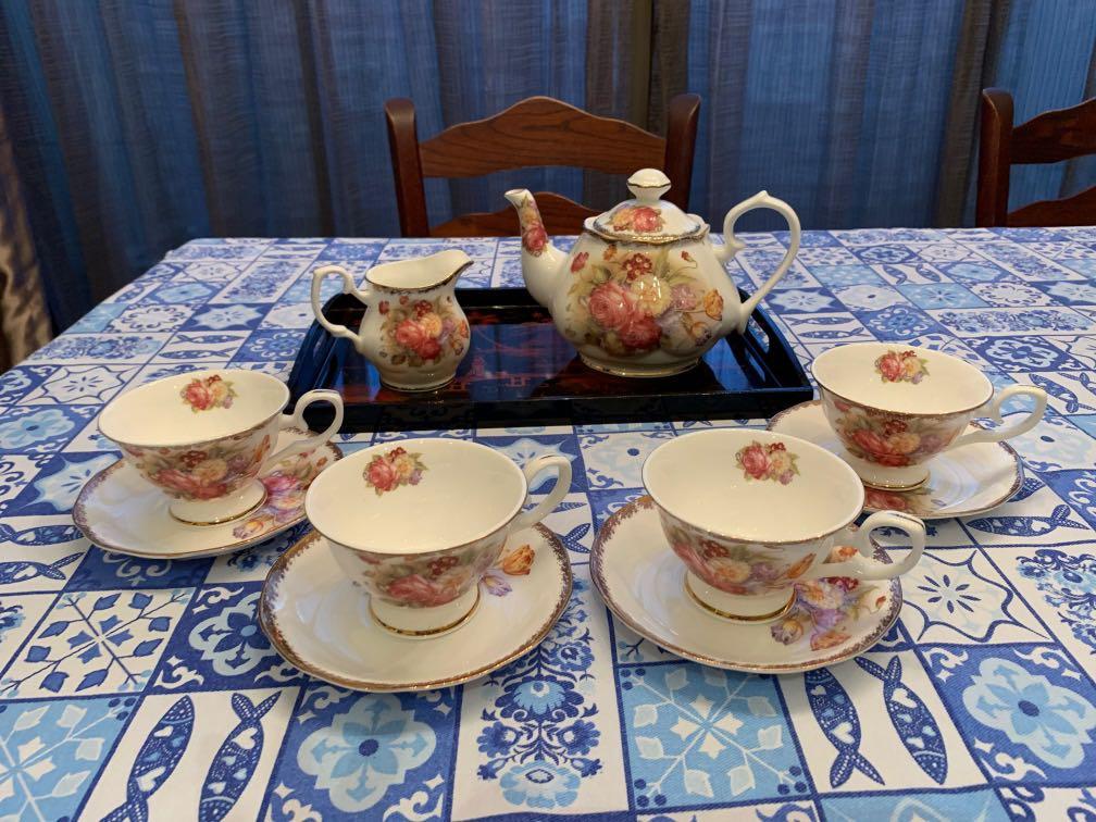 Traditional Floral Pattern Tea Set, Furniture & Home Living ...