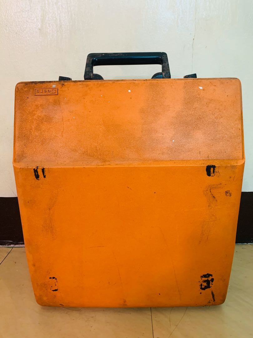 Vintage Typewriter Orange Sears Chevron, Hobbies & Toys, Memorabilia ...