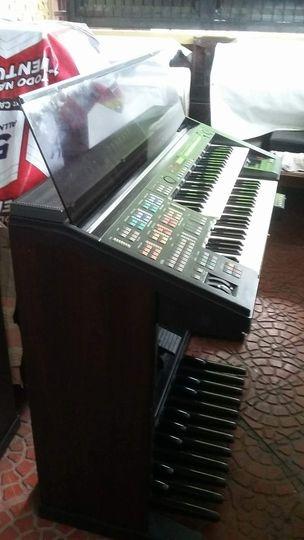 Yamaha Electone HS8 Orchestrated Organ 220v direct, Hobbies & Toys ...