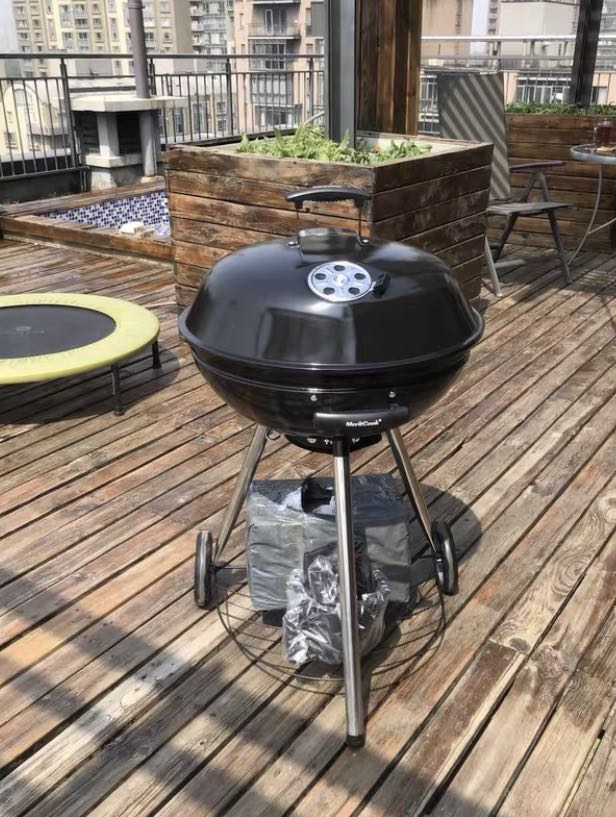 Weber Style BBQ Charcoal Kettle 56cm, 家庭電器, 廚房電器, 燒烤爐及火鍋鍋具 - Carousell