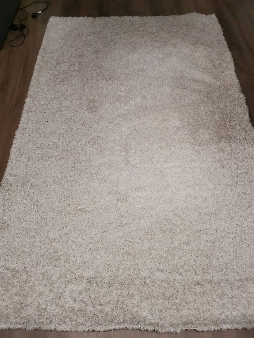 Carpet (white), Furniture & Home Living, Home Decor, Carpets, Mats ...