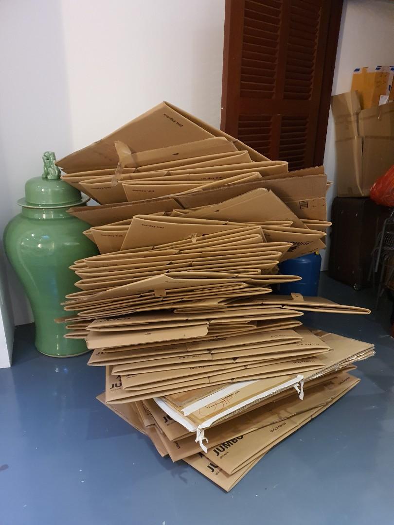 Extra-large DHL Boxes, Free Items on Carousell