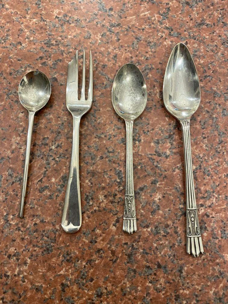 Four (4 ) Vintage Silver Yeoman Plate EPNS CLASSICAL DESIGN, Vintage ...