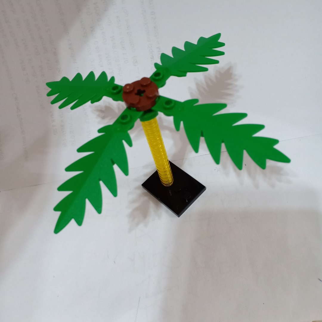 Lego coconut tree as picture, Hobbies & Toys, Toys & Games on Carousell
