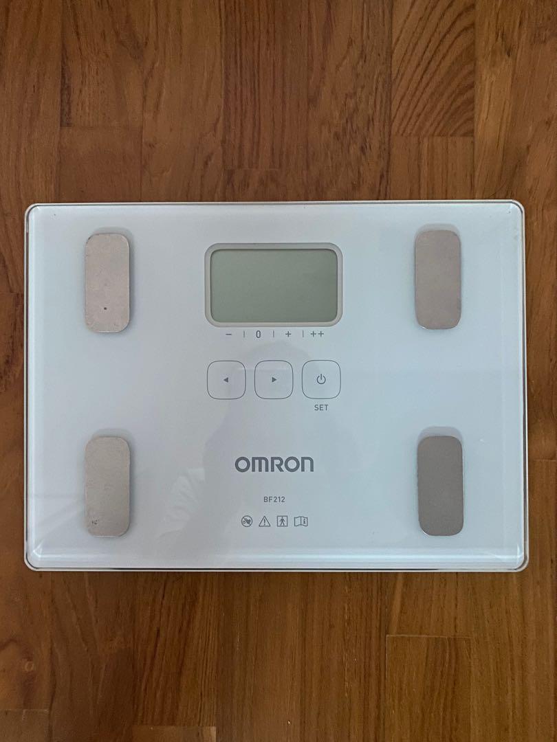 Omron weighing machine, Health & Nutrition, Health Monitors & Weighing ...