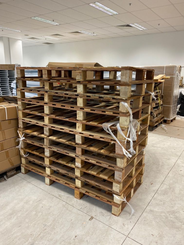 Free Wooden pallet (Long type), Everything Else on Carousell