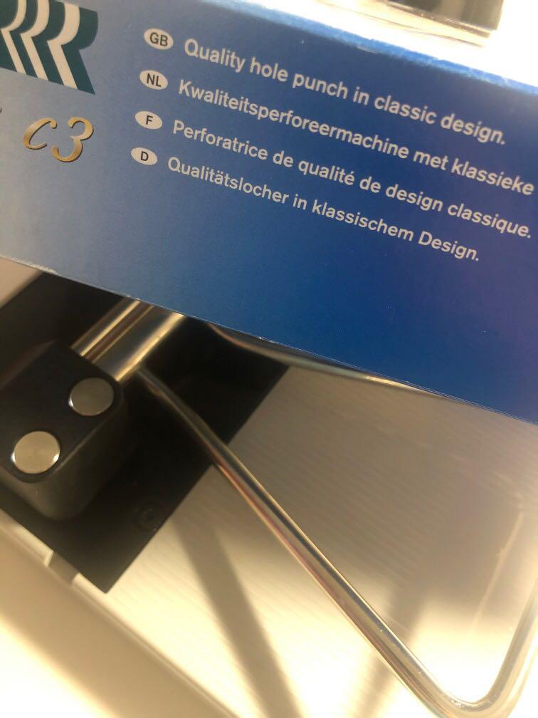 4 holes paper puncture, Hobbies & Toys, Stationery & Craft, Craft ...