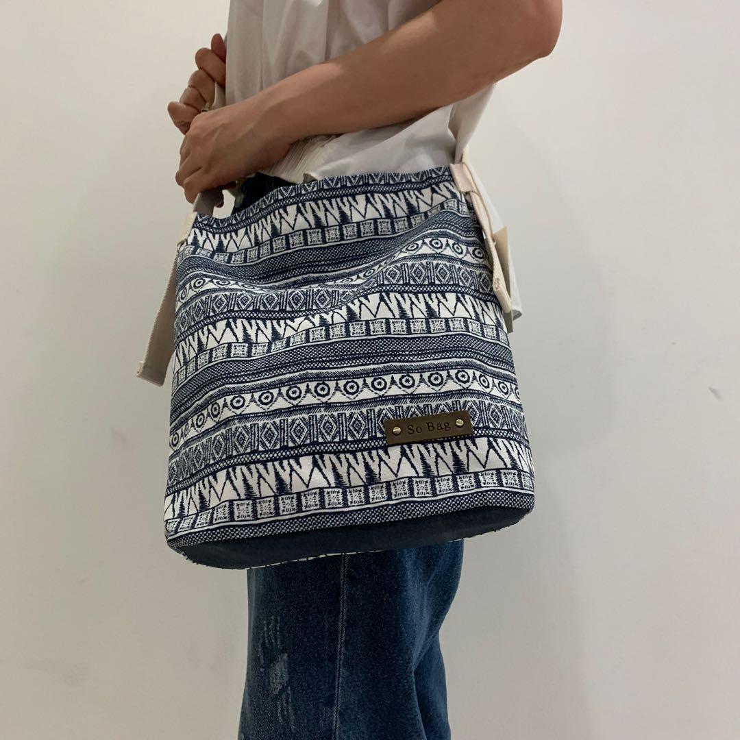 adjustable Shoulder bag, Women's Fashion, Bags & Wallets, Shoulder Bags ...