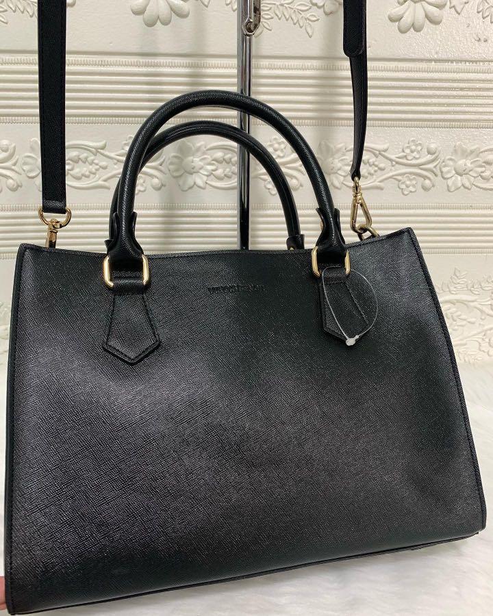Authentic Vincis Bench 2way Bag, Women's Fashion, Bags & Wallets, Cross ...