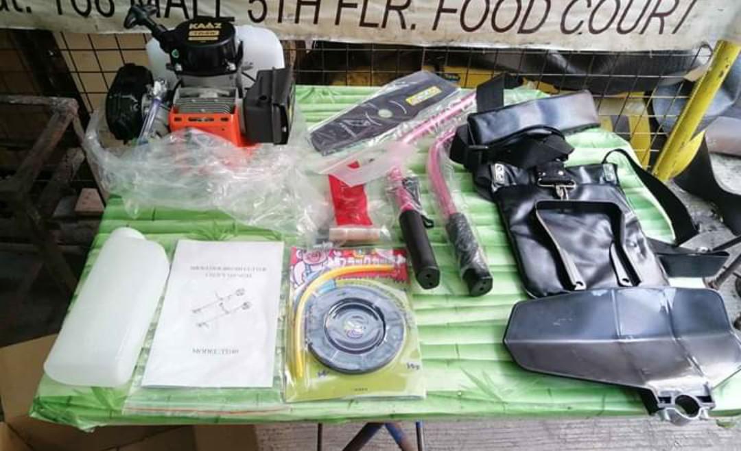 KAAZ TD40 2 Stroke Grass Cutter, Furniture & Home Living, Gardening ...