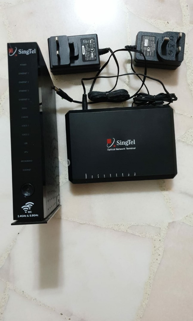 Singtel router and modem, Computers & Tech, Parts & Accessories ...