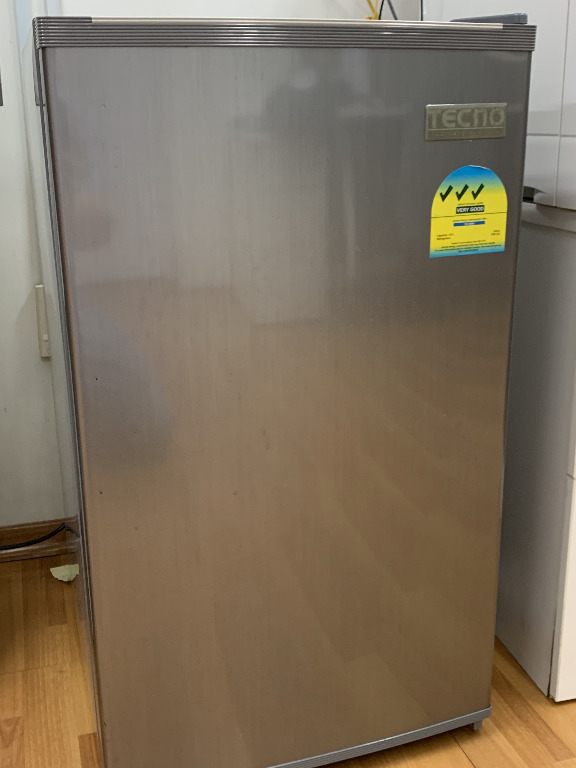 Techno Mini Fridge (3 ticks), TV & Home Appliances, Kitchen Appliances ...