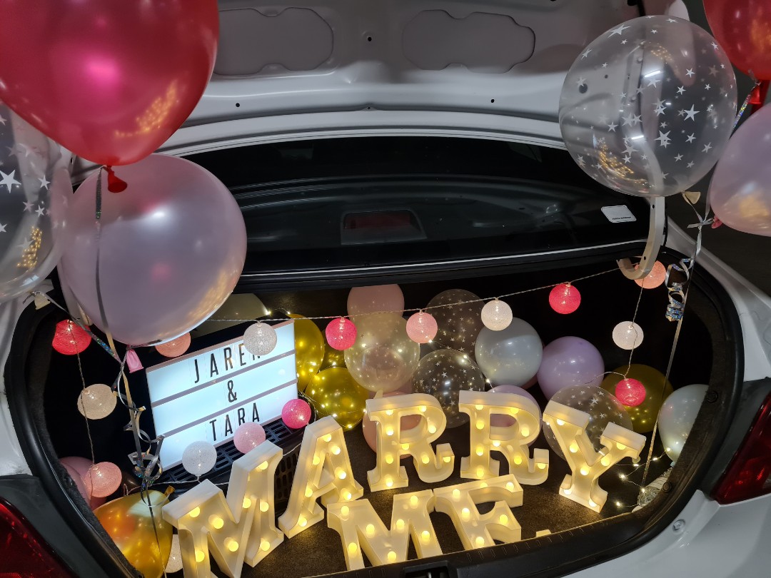 Wedding proposal car boot surprise balloon, Everything Else on Carousell
