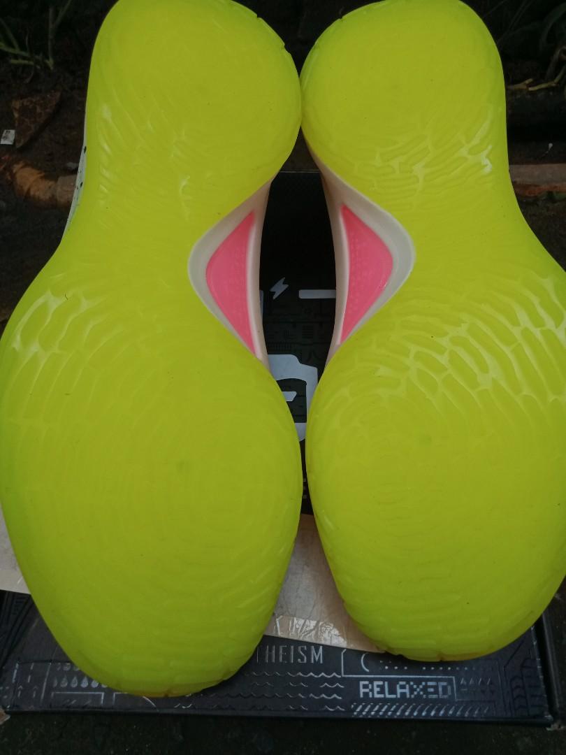 Anta KT5 Low Dragonfruit, Men's Fashion, Activewear on Carousell