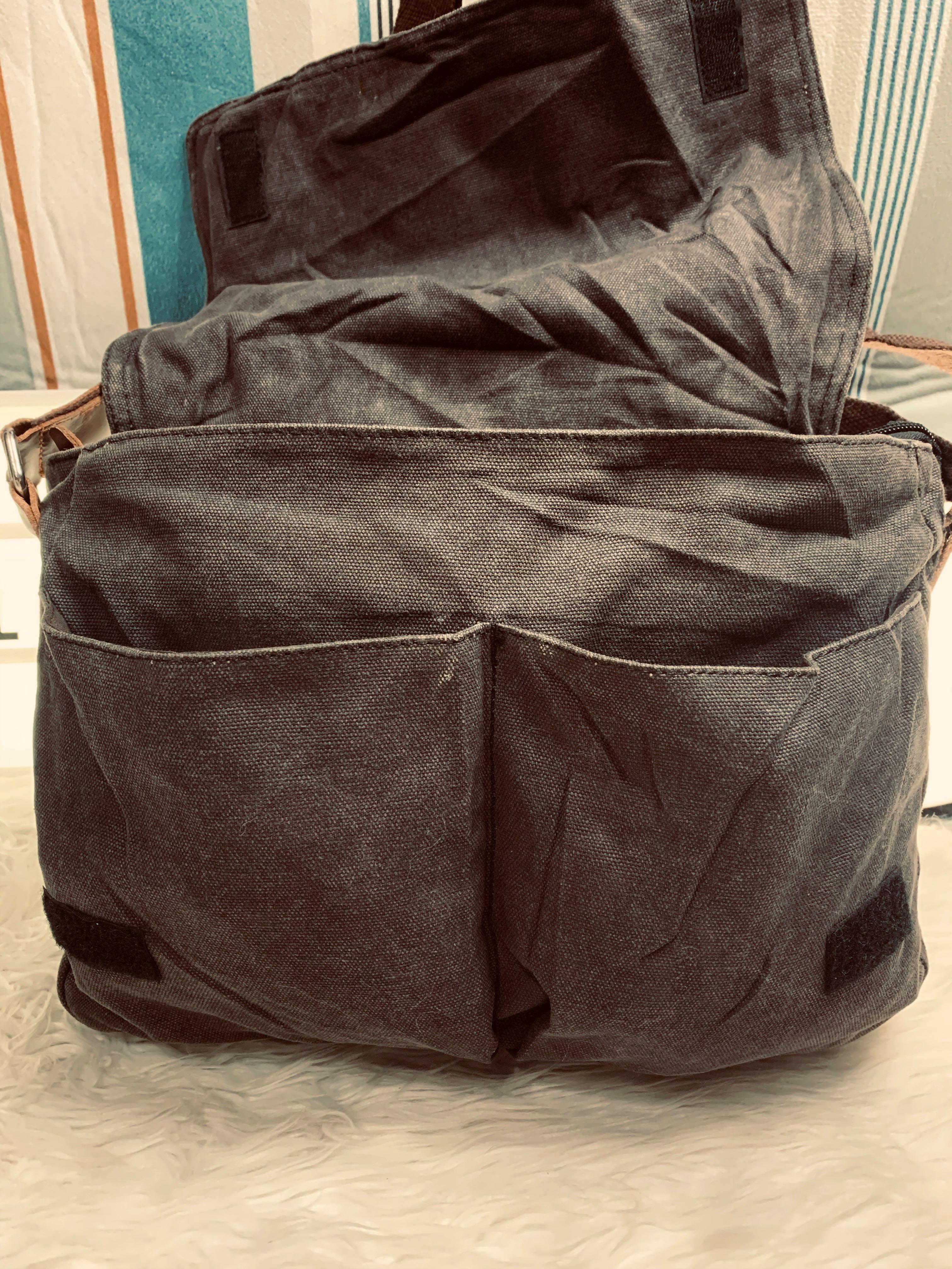 Augur Strauss & Co. Messenger Bag, Men's Fashion, Bags, Sling Bags on ...