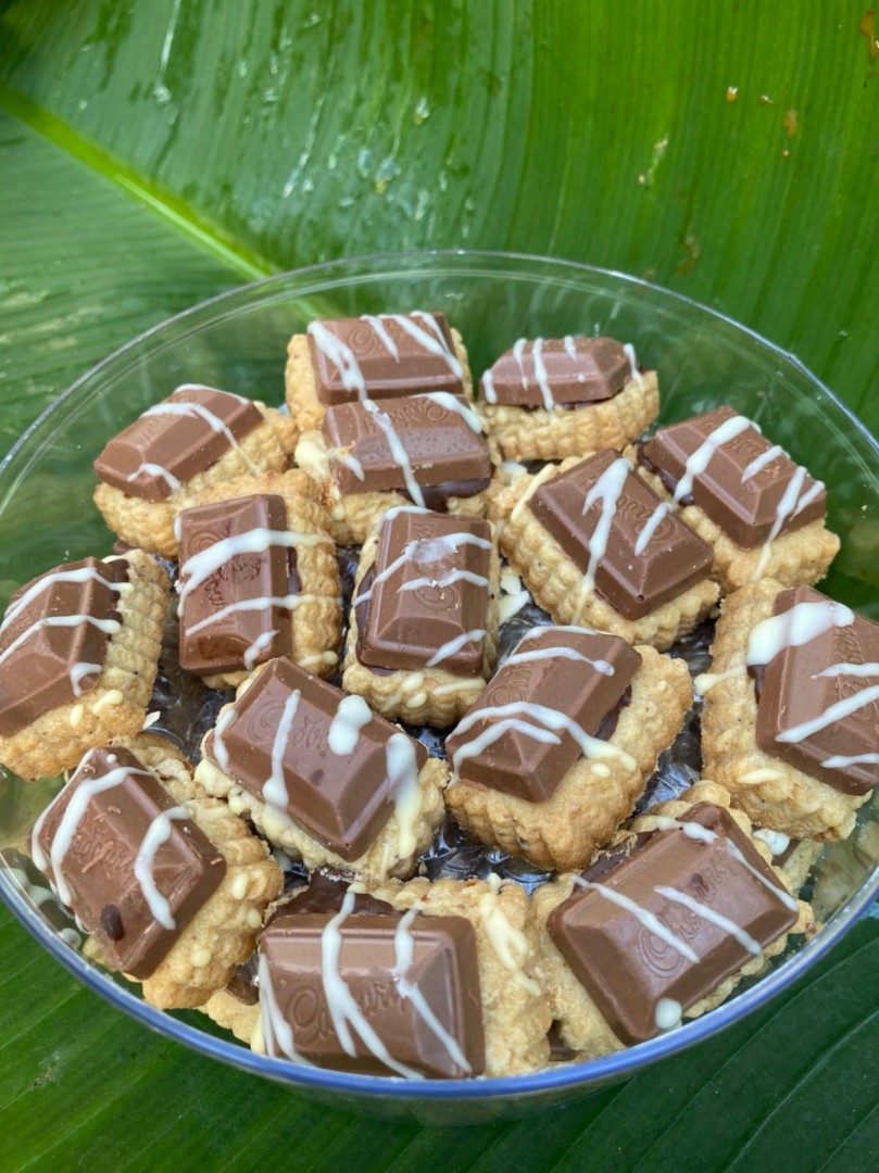 Cadbury Oreo cookies MamaSab, Food & Drinks, Packaged & Instant Food on ...