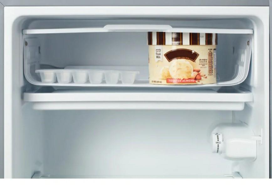 Fortress Fridge FDG093F14, 家庭電器, 廚房電器, 雪櫃及冰櫃 - Carousell