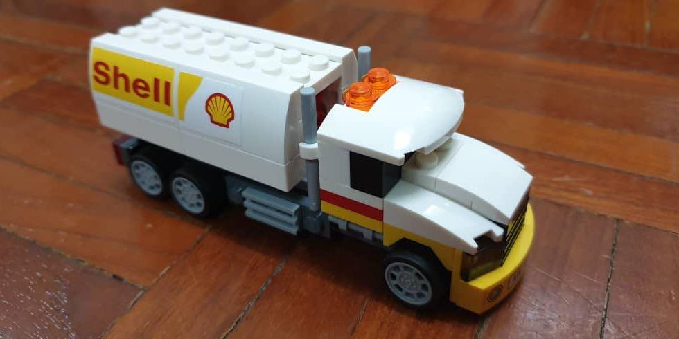 Lego Shell V-Power Shell Tanker 40196, Hobbies & Toys, Toys & Games on ...