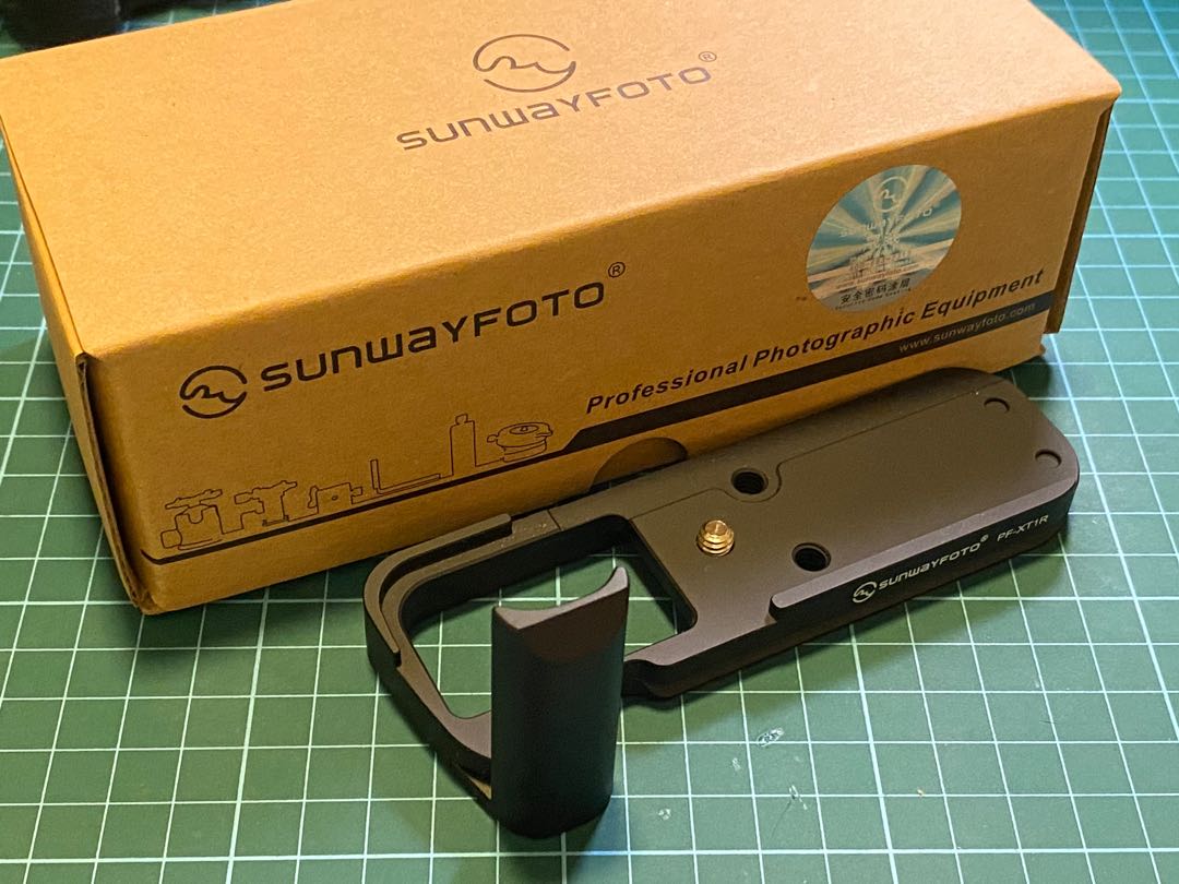 Practically new Sunwayfoto Arca Base Plate for Fuji XT1., Photography ...