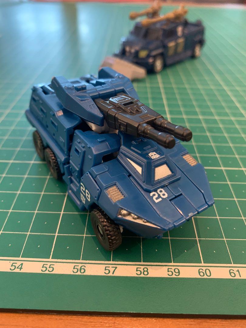 Transformers Reveal the Shield Autobot Breacher and Scattorshot ...