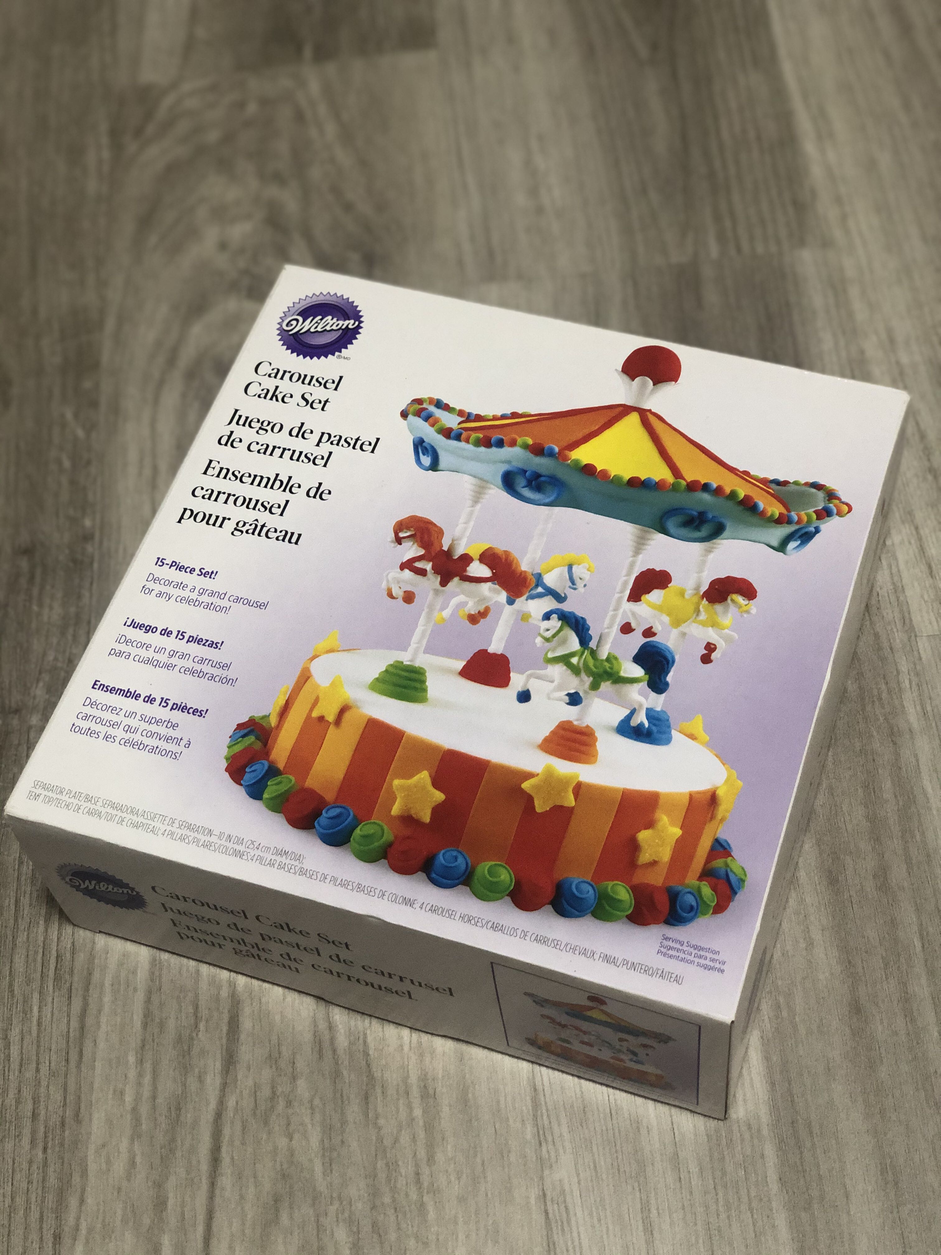 Wilton Carousel Cake Set / Topper, Food & Drinks, Homemade Bakes on ...