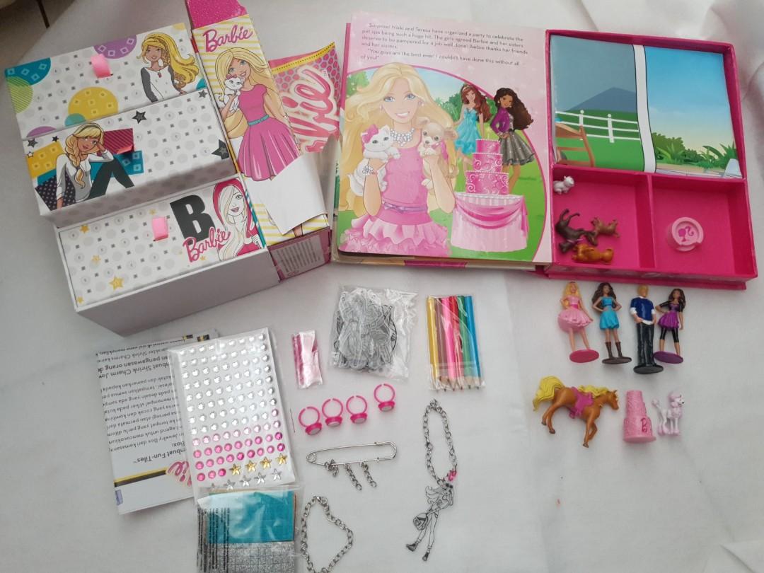 Barbie jewelry box & kids activity book - bundle, Buku & Alat Tulis ...