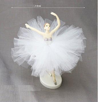 Cake Topper - Dancing girl / Ballet Dancing, Hobbies & Toys, Stationery ...