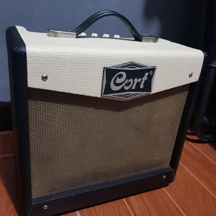 Cort CM15G Electric Guitar Amplifier [Cort Amp Cort Amplifier Cort ...