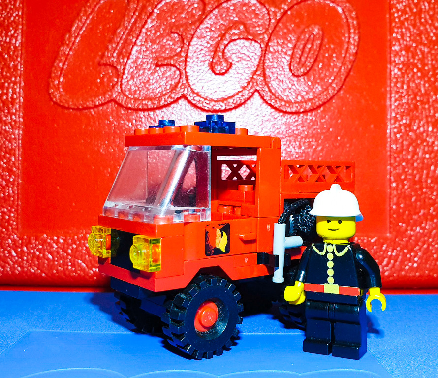 LEGO 6650 : Fire and Rescue Van (Vintage), Hobbies & Toys, Toys & Games ...