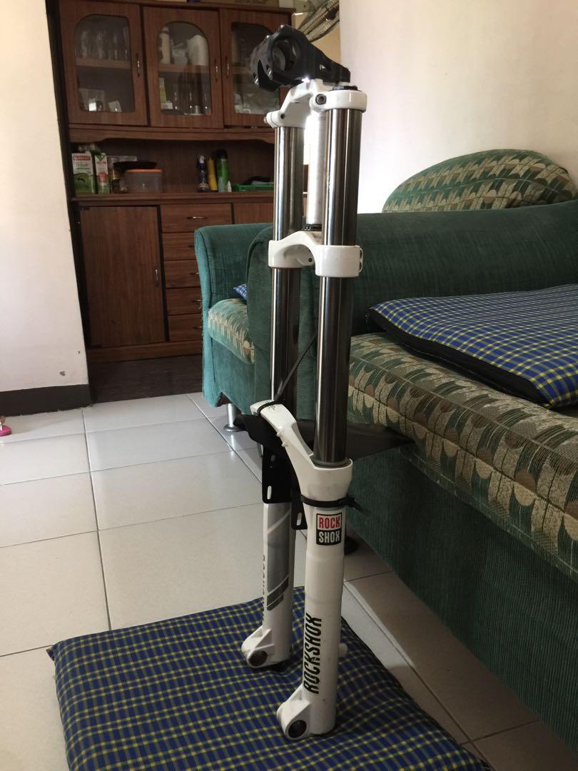 Rockshox Domain R, Sports Equipment, Bicycles & Parts, Bicycles on ...