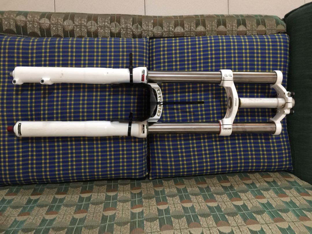 Rockshox Domain R, Sports Equipment, Bicycles & Parts, Bicycles on ...