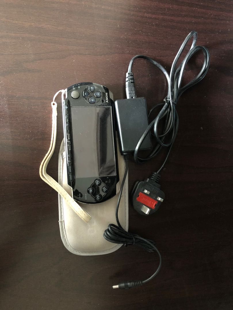 Sony PSP 3000, Video Gaming, Video Game Consoles, PlayStation on Carousell