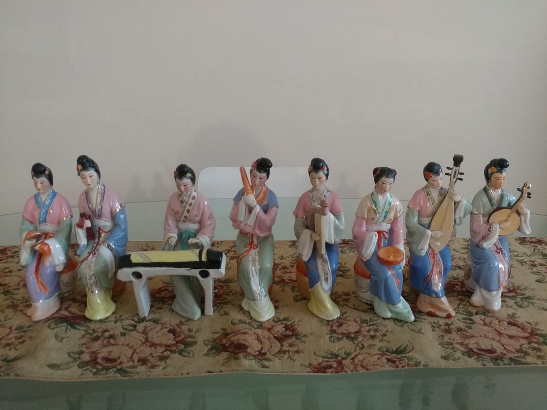 Antique 70s porcelain collectors full set, Vintage & Collectibles ...