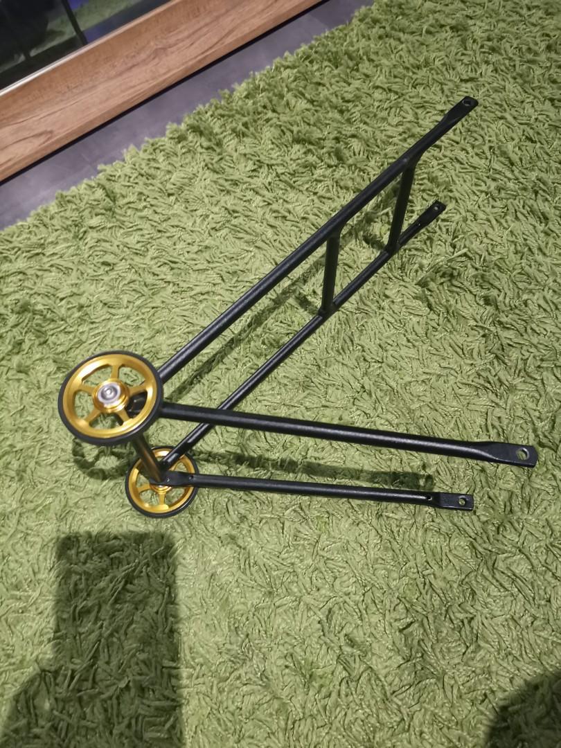 Brompton rack with ez wheel, Sports Equipment, Bicycles & Parts, Parts ...